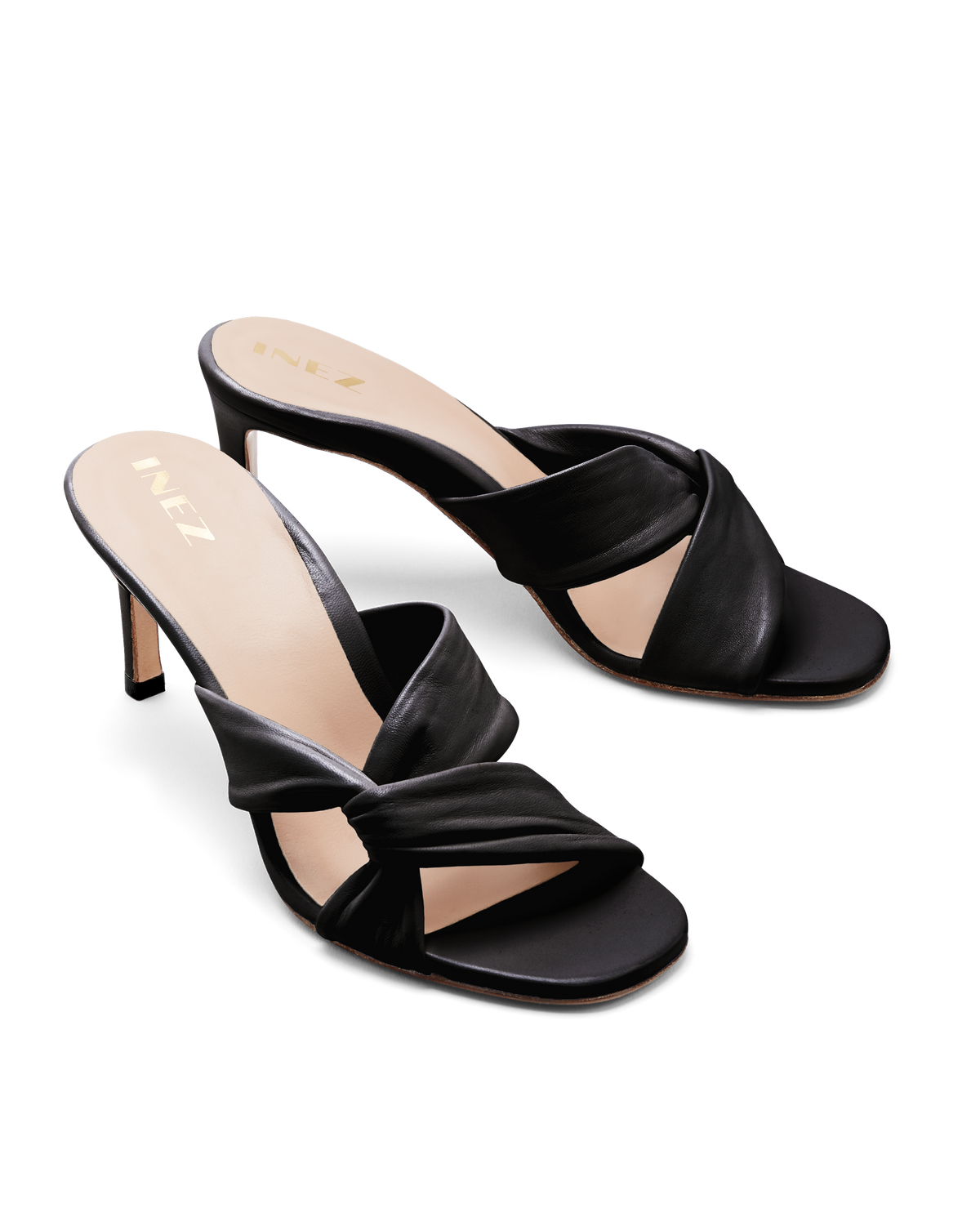 Isa: Black Nappa — INEZ